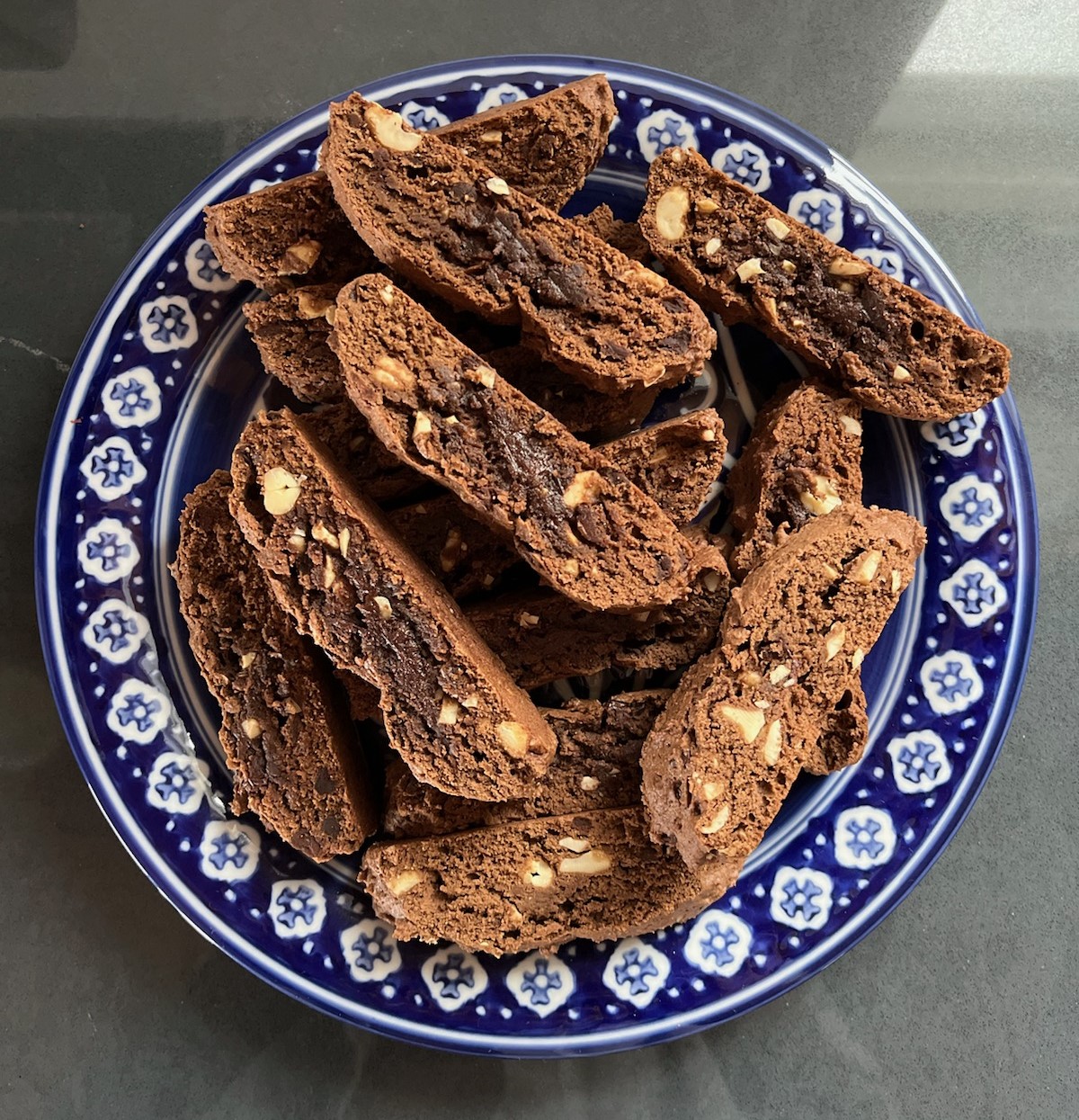 chocolate chile sourdough biscotti – haikuveg