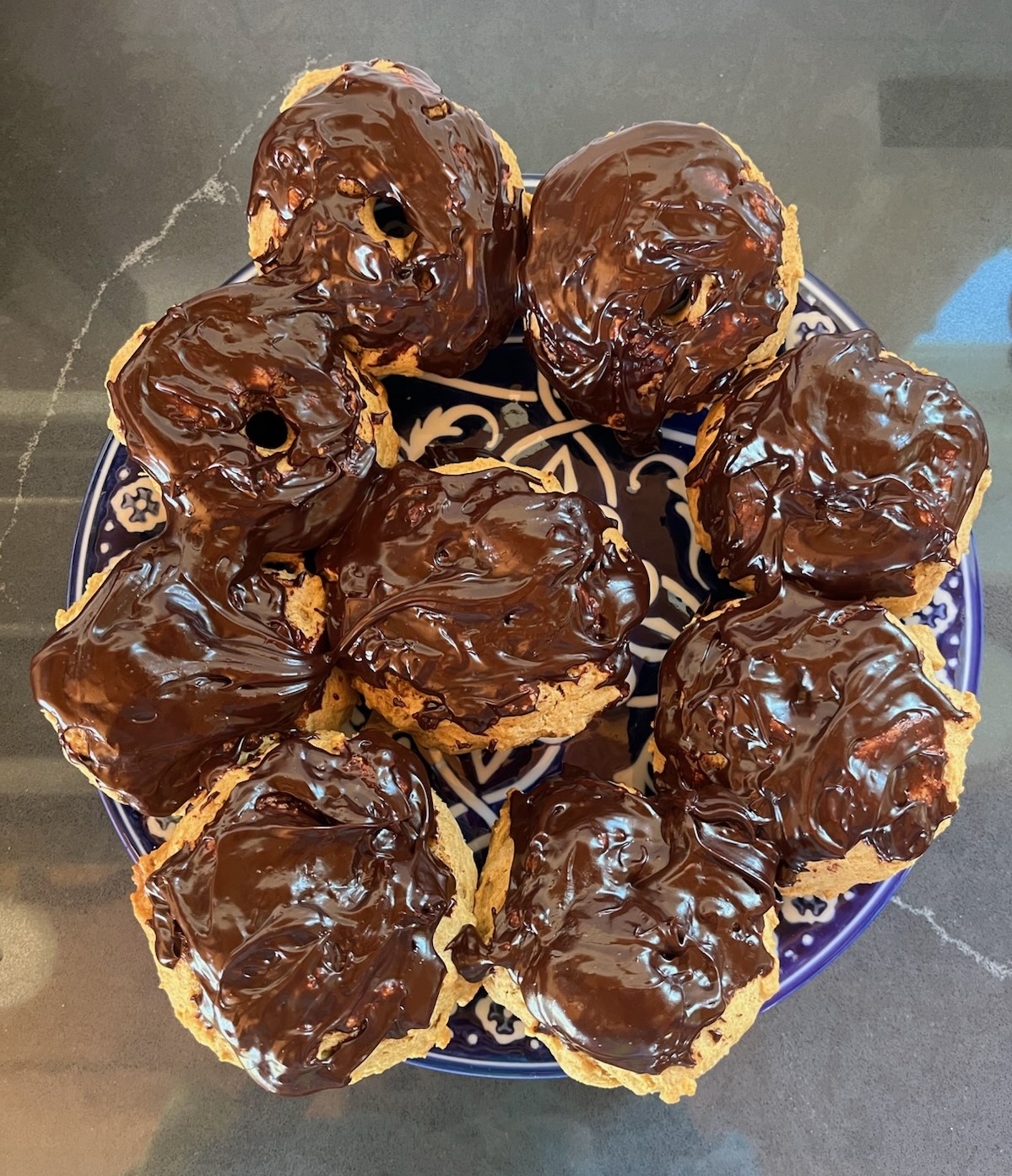 maple donuts with chocolate glaze – haikuveg