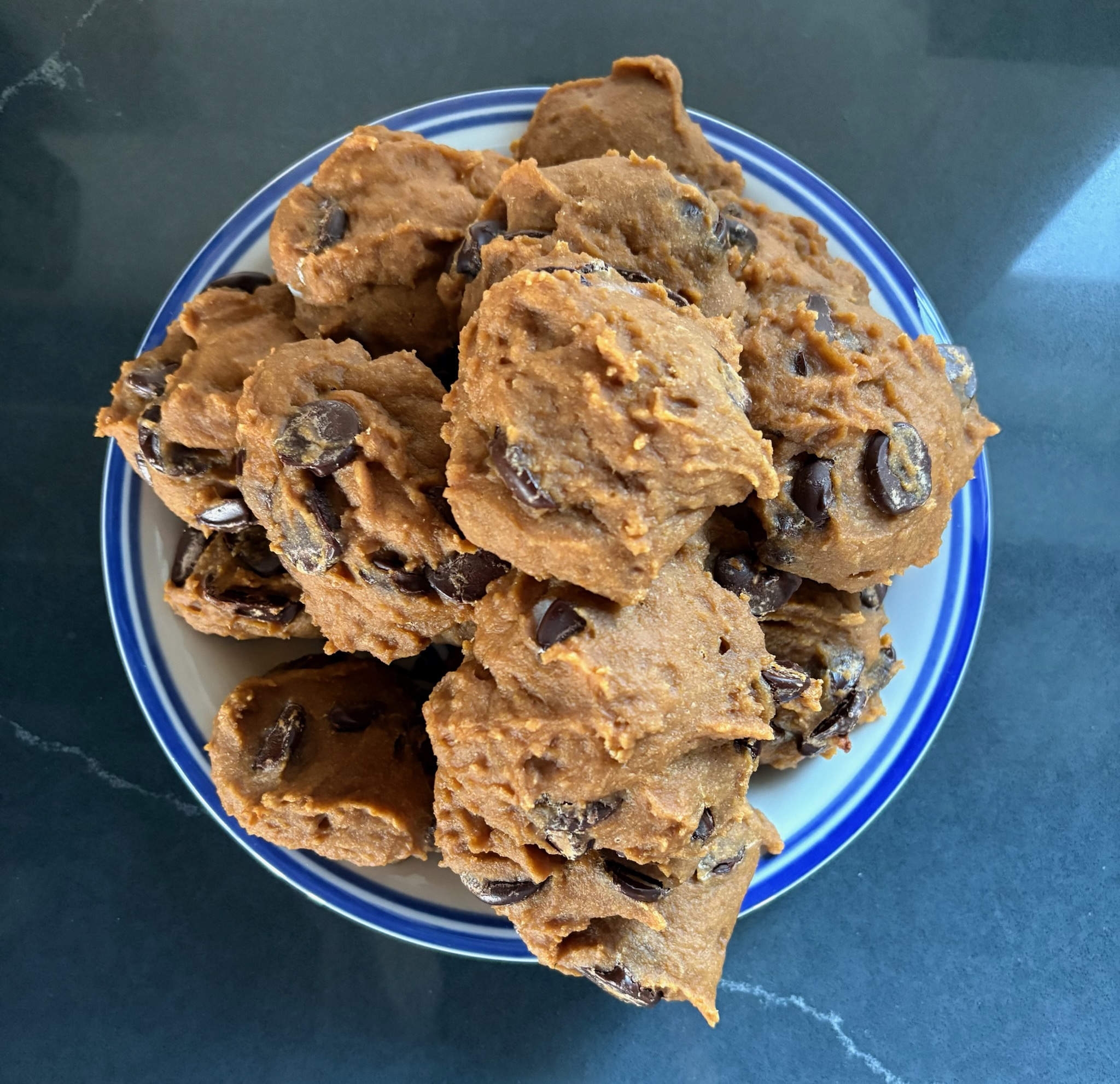 banana pumpkin yogurt chocolate chunk cookies – haikuveg