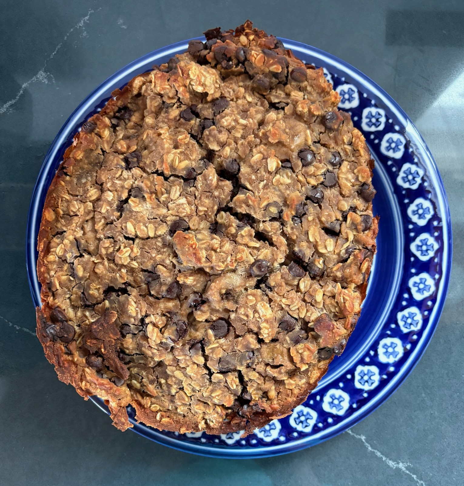 banana oat chocolate chip bars – haikuveg